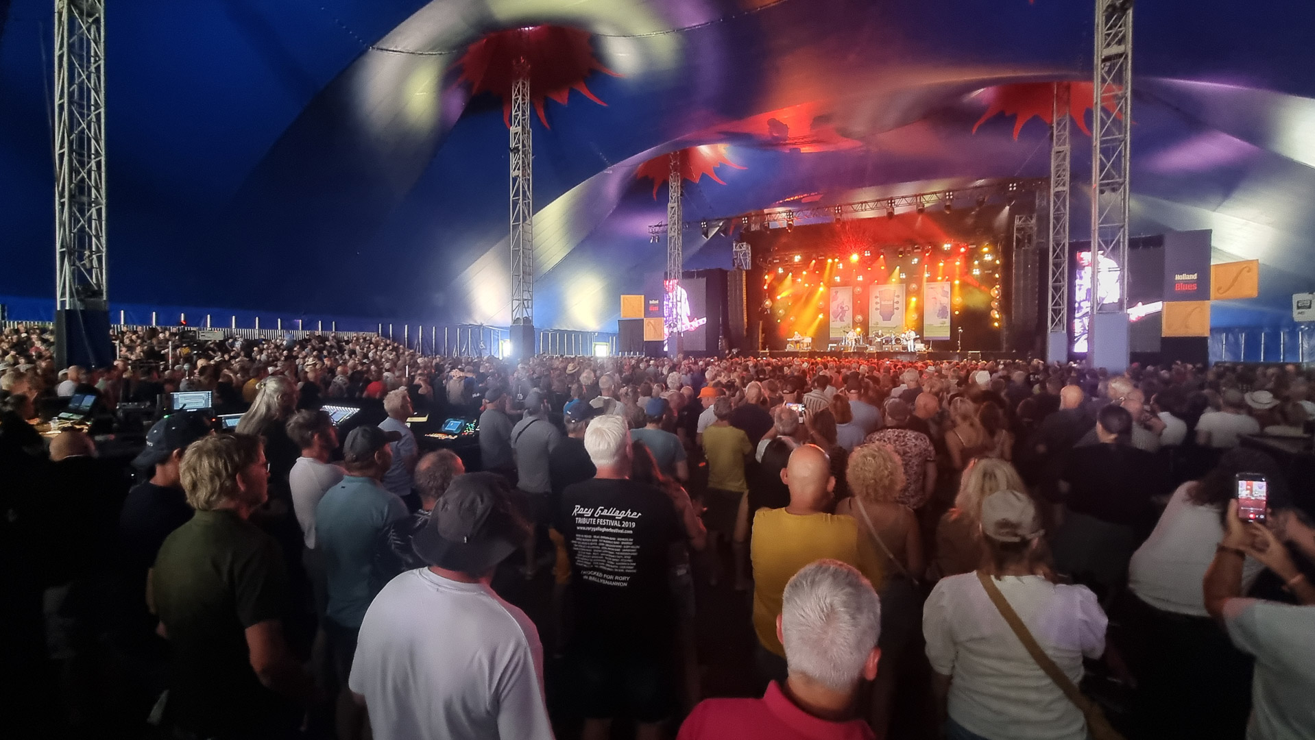 Blues in Grolloo – Eext